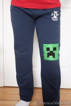 DIY: Minecraft knee patch for kids - w/ printable pattern - - Practical ...